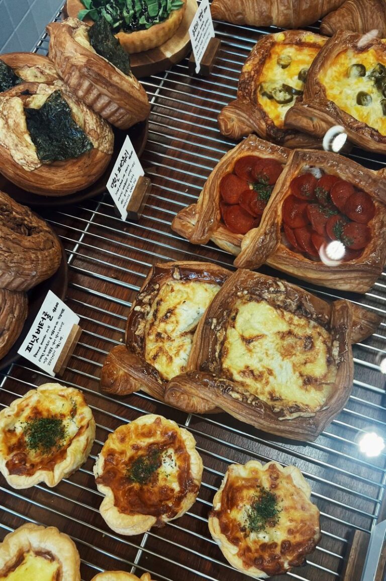 10 Places to Visit in Seoul